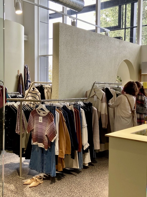 Made Hamilton Reviews & Photos of shops