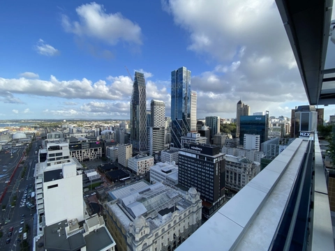 Queens Rooftop Bar & Wine Shop - Auckland - Where To Go