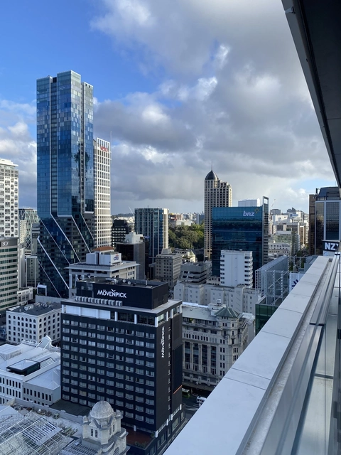 Queens Rooftop Bar & Wine Shop - Auckland - Where To Go